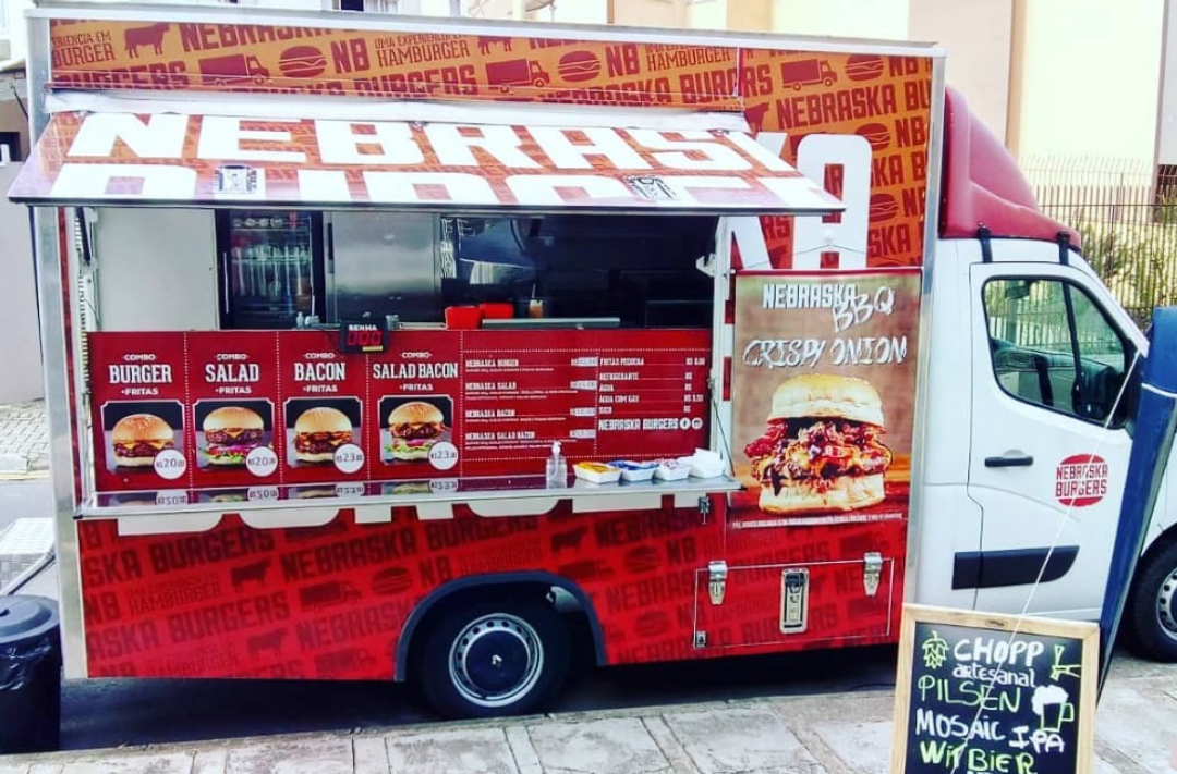 Conheça o Nebraska Burger & Bar, o food truck que virou franquia