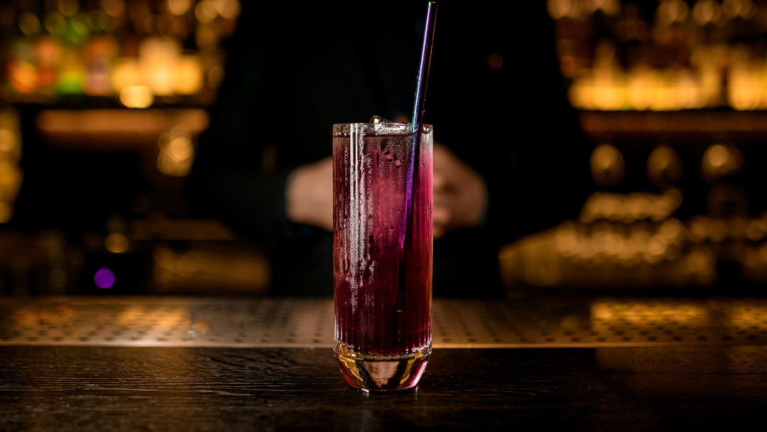 Dia do Barman: aprenda a preparar drink para celebrar a data